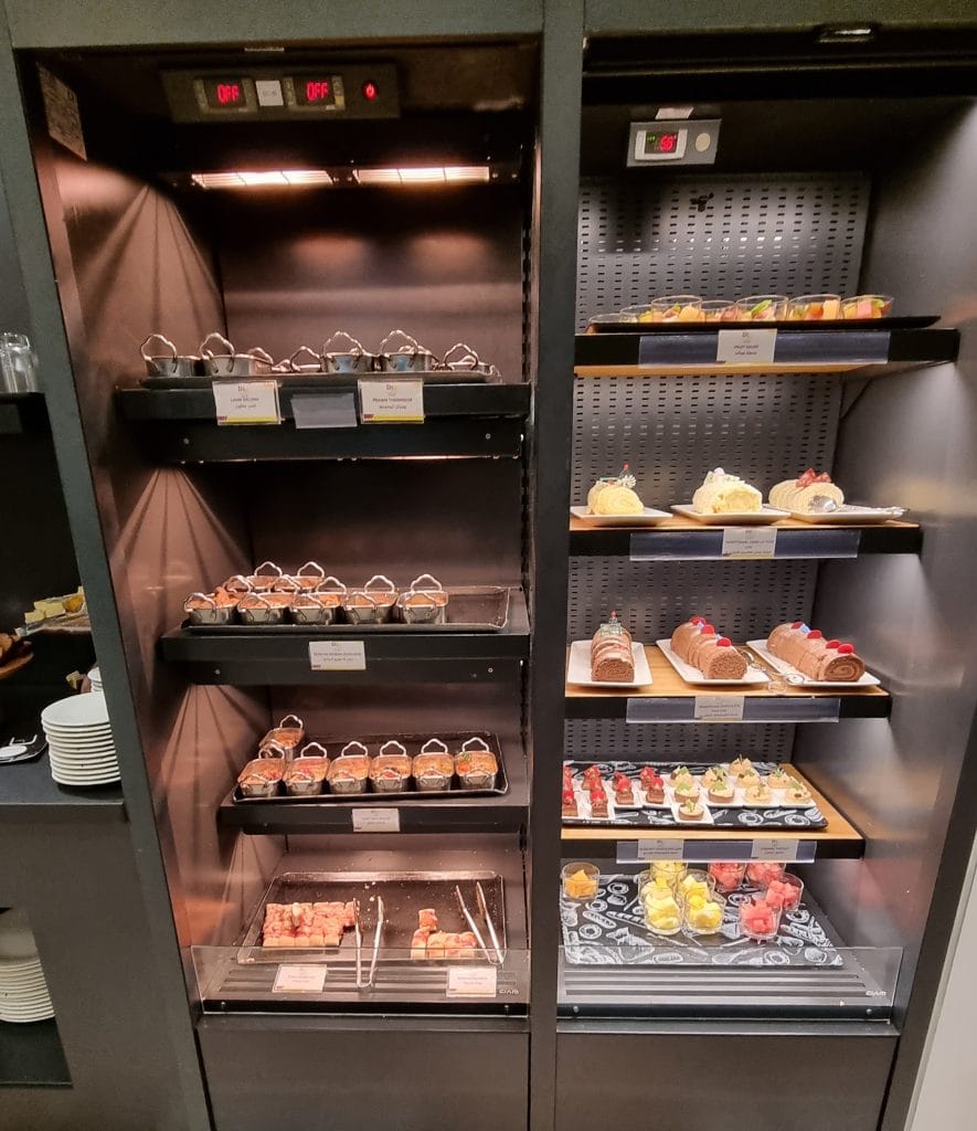 Lounge Review: Ahlan Business Class Lounge Dubai