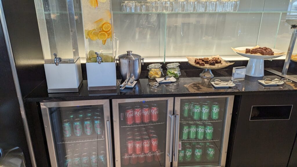 Lounge Review: British Airways Lounge Washington Dulles (IAD)