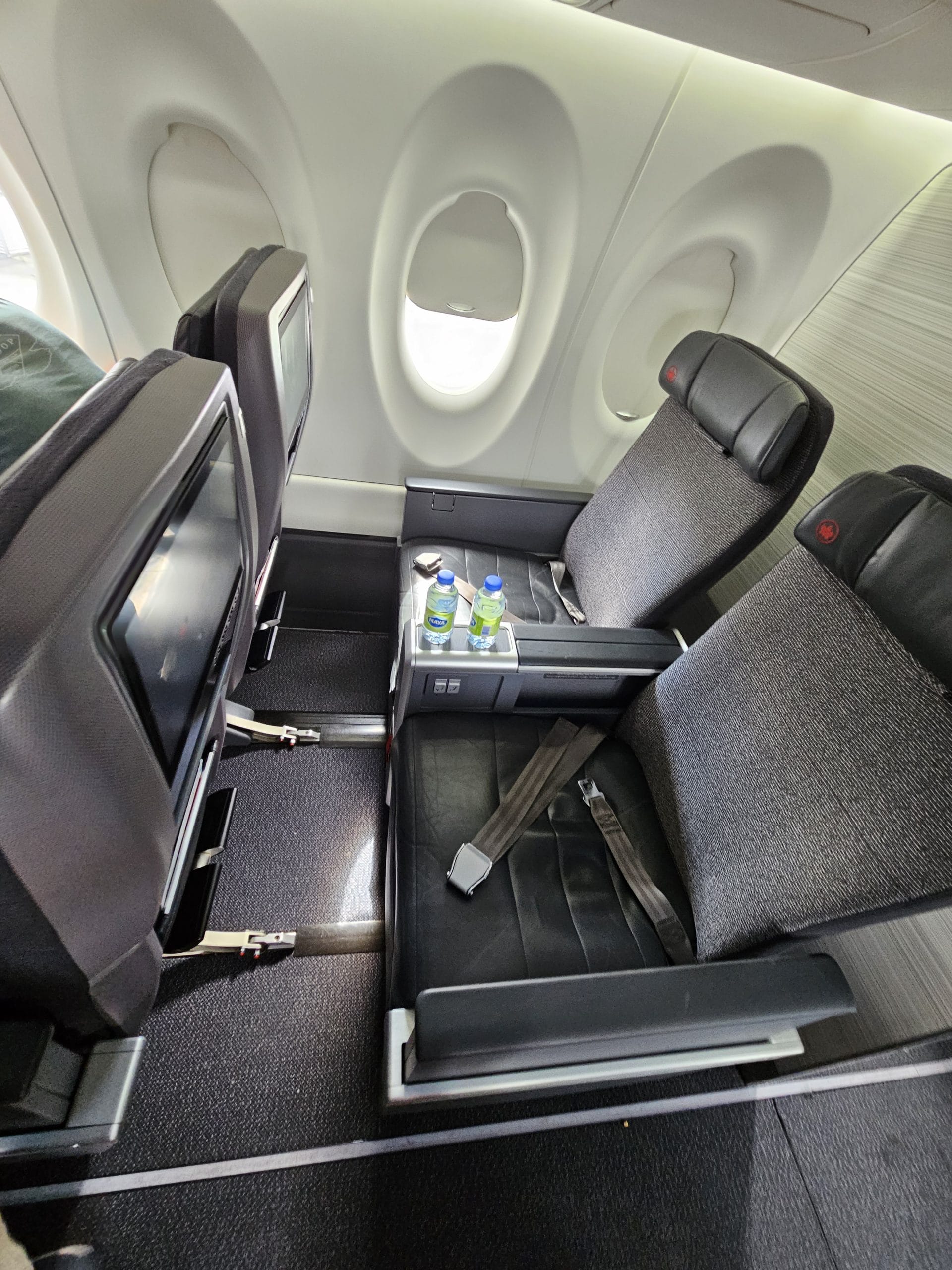 Air Canada Business class A220-300 Review
